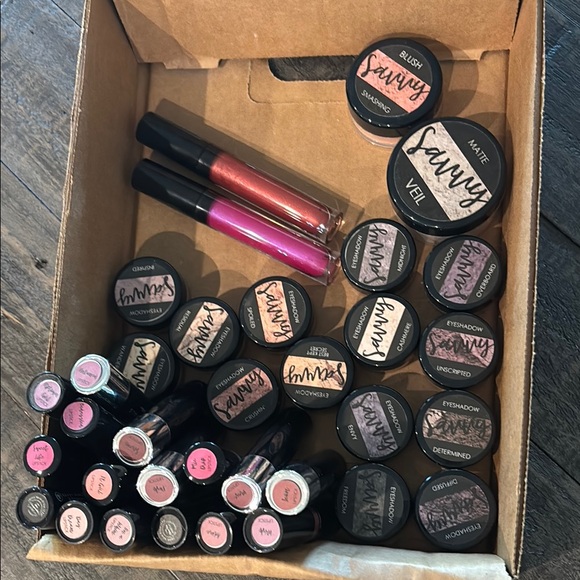 Savvy | Makeup | Savvy By Young Living Samples From Sale Kit Always ...